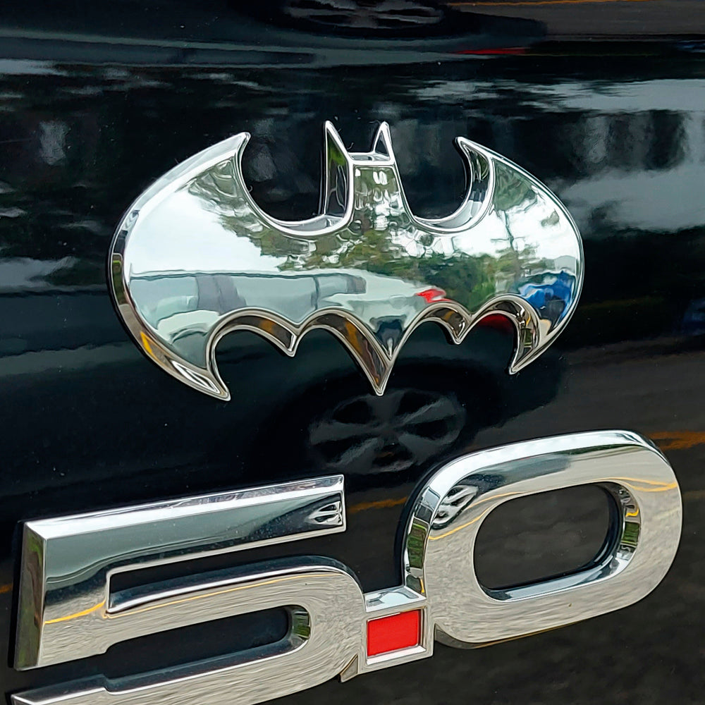 Batman 1989 Batwing 3D Car Badge (Chrome) – Fan Emblems