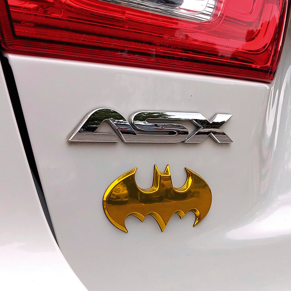 Batman 1989 Batwing 3D Car Badge (Yellow Chrome) – Fan Emblems